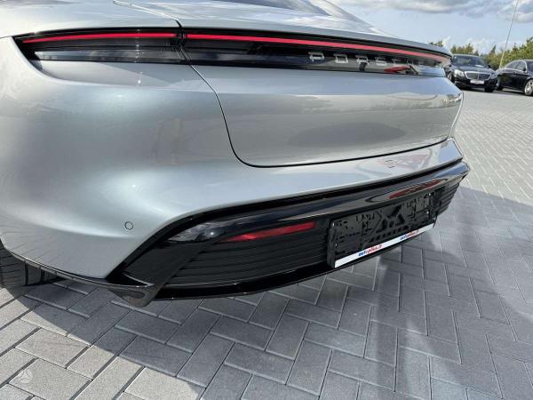 Pelēks Porsche Taycan 2021 Telšiai, ar dzinēja tilpumu 0.00 L un nobraukumu 38 tūkst. km par 59999 €, foto 11 vietnē AUTOMOTO.COM.LV