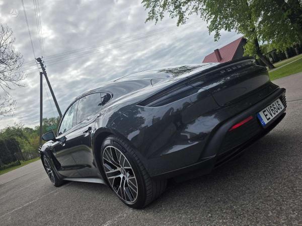 Grey Porsche Taycan 2021 in Kaunas, with an engine capacity of 0.00 L and mileage of 108 thousand km for 50000 €, photo 4 on AUTOMOTO.COM.LV