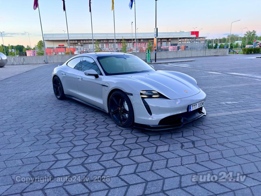 Pelēks Porsche Taycan 2021 Tallina, ar dzinēja tilpumu 0.00 L un nobraukumu 95 tūkst. km par 75000 €, foto 4 vietnē AUTOMOTO.COM.LV