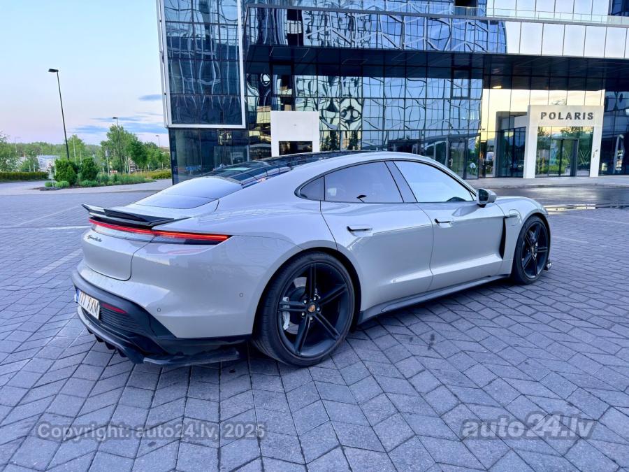 Pelēks Porsche Taycan 2021 Tallina, ar dzinēja tilpumu 0.00 L un nobraukumu 95 tūkst. km par 75000 €, foto 6 vietnē AUTOMOTO.COM.LV
