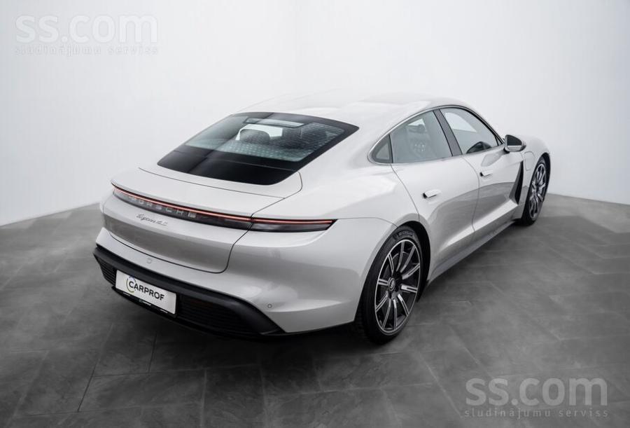 Pelēks Porsche Taycan 2021 Tallina, ar dzinēja tilpumu 0.00 L un nobraukumu 134 tūkst. km par 54999 €, foto 5 vietnē AUTOMOTO.COM.LV
