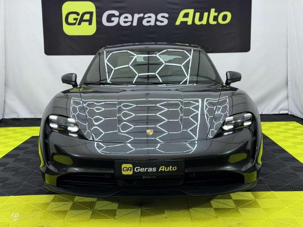 Серый Порше Тайкан 2021 в Вильнюс, объемом двигателя 0.00 л и пробегом 79 тыс. км за 47250 €, фото 2 на AUTOMOTO.COM.LV