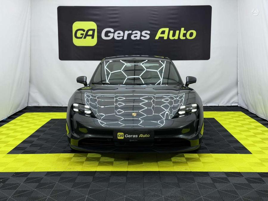 Серый Порше Тайкан 2021 в Вильнюс, объемом двигателя 0.00 л и пробегом 79 тыс. км за 47250 €, фото 8 на AUTOMOTO.COM.LV