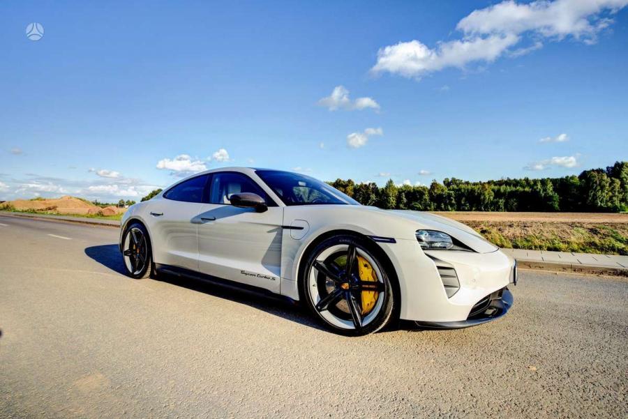 Grey Porsche Taycan 2021 in Kaunas, with an engine capacity of 0.00 L and mileage of 142 thousand km for 69000 €, photo 10 on AUTOMOTO.COM.LV