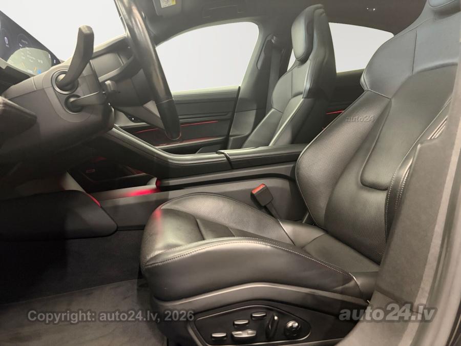 Pelēks Porsche Taycan 2021 Tallina, ar dzinēja tilpumu 0.00 L un nobraukumu 84 tūkst. km par 59900 €, foto 6 vietnē AUTOMOTO.COM.LV