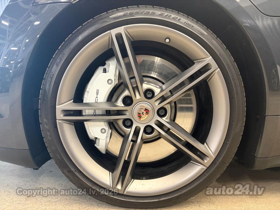 Pelēks Porsche Taycan 2021 Tallina, ar dzinēja tilpumu 0.00 L un nobraukumu 84 tūkst. km par 59900 €, foto 18 vietnē AUTOMOTO.COM.LV