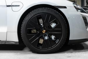 Pelēks Porsche Taycan 2023 Rīga, ar dzinēja tilpumu 0.00 L un nobraukumu 20 tūkst. km par 90000 €, foto 8 vietnē AUTOMOTO.COM.LV