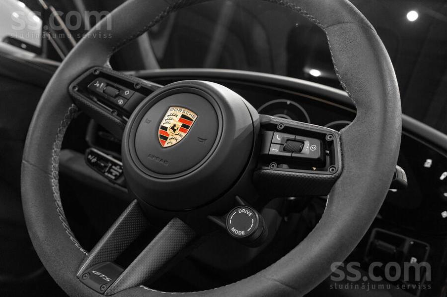 Pelēks Porsche Taycan 2023 Rīga, ar dzinēja tilpumu 0.00 L un nobraukumu 20 tūkst. km par 90000 €, foto 9 vietnē AUTOMOTO.COM.LV