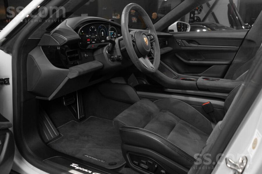 Pelēks Porsche Taycan 2023 Rīga, ar dzinēja tilpumu 0.00 L un nobraukumu 20 tūkst. km par 90000 €, foto 12 vietnē AUTOMOTO.COM.LV