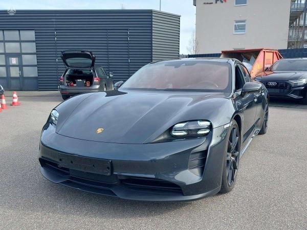 Pelēks Porsche Taycan 2022 Viļņa, ar dzinēja tilpumu 0.00 L un nobraukumu 51 tūkst. km par 62690 €, foto 1 vietnē AUTOMOTO.COM.LV
