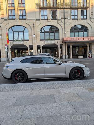 Pelēks Porsche Taycan 2022 Rīga, ar dzinēja tilpumu 0.00 L un nobraukumu 55 tūkst. km par 71500 €, foto 6 vietnē AUTOMOTO.COM.LV