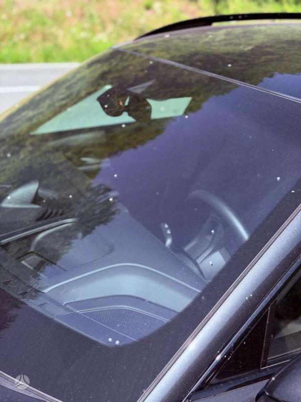 Pelēks Porsche Taycan 2022 Marijampole, ar dzinēja tilpumu 0.00 L un nobraukumu 6 tūkst. km par 50578 €, foto 9 vietnē AUTOMOTO.COM.LV