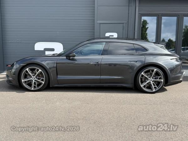 Pelēks Porsche Taycan 2022 Tallina, ar dzinēja tilpumu 0.00 L un nobraukumu 79 tūkst. km par 69995 €, foto 3 vietnē AUTOMOTO.COM.LV
