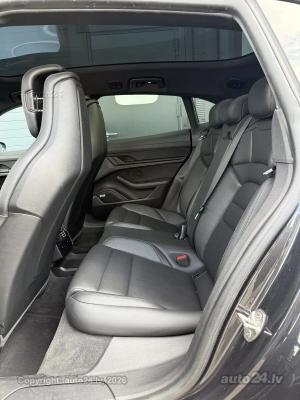 Pelēks Porsche Taycan 2022 Tallina, ar dzinēja tilpumu 0.00 L un nobraukumu 79 tūkst. km par 69995 €, foto 15 vietnē AUTOMOTO.COM.LV