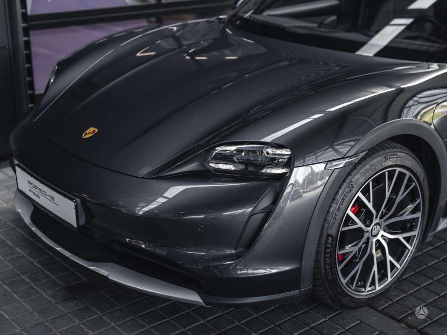 Pelēks Porsche Taycan 2023 Viļņa, ar dzinēja tilpumu 0.00 L un nobraukumu 54 tūkst. km par 79911 €, foto 10 vietnē AUTOMOTO.COM.LV
