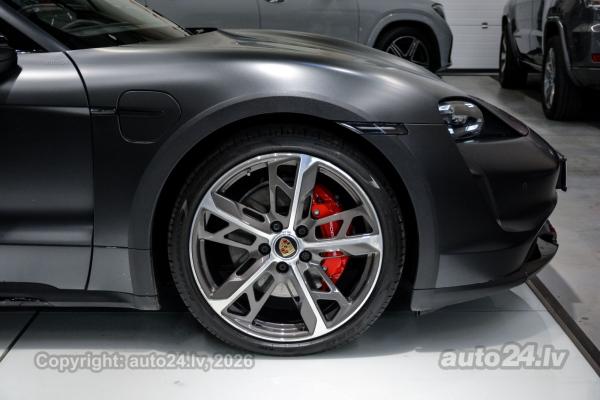 Pelēks Porsche Taycan 2023 Tallina, ar dzinēja tilpumu 0.00 L un nobraukumu 43 tūkst. km par 69900 €, foto 4 vietnē AUTOMOTO.COM.LV