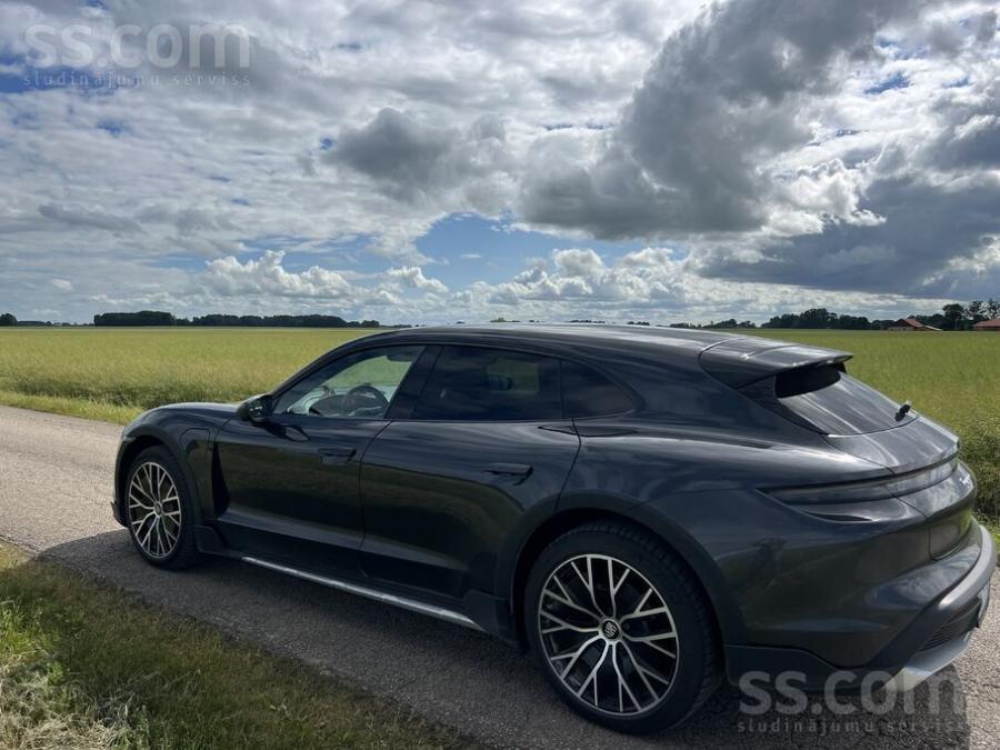 Pelēks Porsche Taycan 2023 Jelgava, ar dzinēja tilpumu 0.00 L un nobraukumu 75 tūkst. km par 58000 €, foto 4 vietnē AUTOMOTO.COM.LV