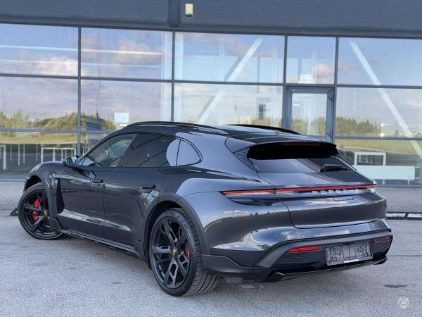 Grey Porsche Taycan 2023 in Panevezys, with an engine capacity of 0.00 L and mileage of 70 thousand km for 64000 €, photo 9 on AUTOMOTO.COM.LV