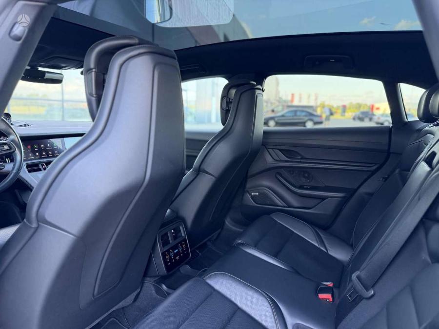 Grey Porsche Taycan 2023 in Panevezys, with an engine capacity of 0.00 L and mileage of 70 thousand km for 64000 €, photo 22 on AUTOMOTO.COM.LV