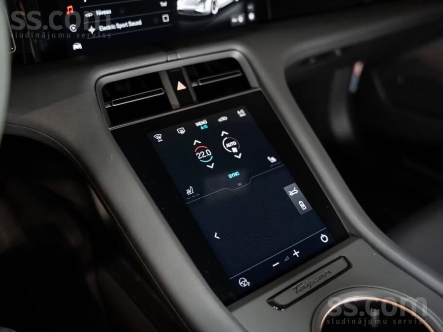 Pelēks Porsche Taycan 2025 Rīga, ar dzinēja tilpumu 0.00 L un nobraukumu 20 tūkst. km par 94900 €, foto 9 vietnē AUTOMOTO.COM.LV