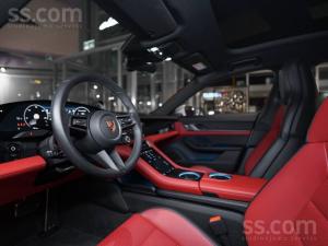 Серый Порше Тайкан 2025 в Рига, объемом двигателя 0.00 л и пробегом 34 тыс. км за 89900 €, фото 21 на AUTOMOTO.COM.LV
