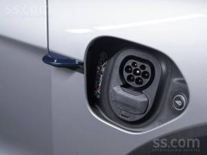 Серый Порше Тайкан 2025 в Рига, объемом двигателя 0.00 л и пробегом 34 тыс. км за 89900 €, фото 33 на AUTOMOTO.COM.LV