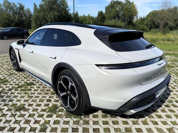 Pelēks Porsche Taycan 2025 Klaipėda, ar dzinēja tilpumu 0.00 L un nobraukumu 28 tūkst. km par 92100 €, foto 5 vietnē AUTOMOTO.COM.LV