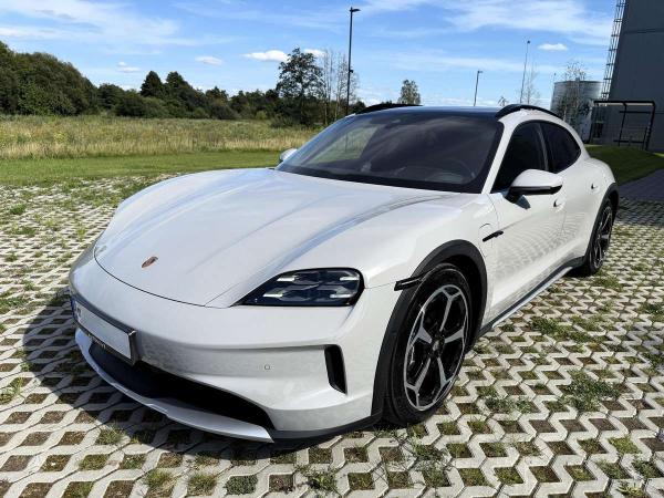 Pelēks Porsche Taycan 2025 Klaipėda, ar dzinēja tilpumu 0.00 L un nobraukumu 28 tūkst. km par 92100 €, foto 7 vietnē AUTOMOTO.COM.LV