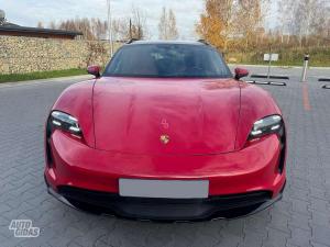 Red Porsche Taycan 2021 in Kaunas, with an engine capacity of 0.00 L and mileage of 56 thousand km for 58800 €, photo 6 on AUTOMOTO.COM.LV