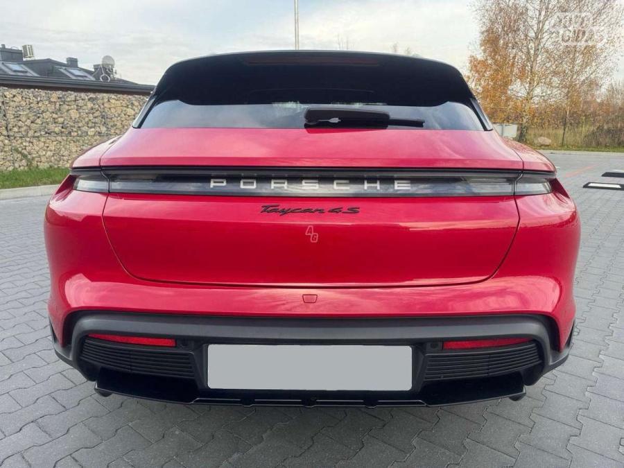 Red Porsche Taycan 2021 in Kaunas, with an engine capacity of 0.00 L and mileage of 56 thousand km for 58800 €, photo 8 on AUTOMOTO.COM.LV