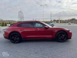 Red Porsche Taycan 2021 in Kaunas, with an engine capacity of 0.00 L and mileage of 56 thousand km for 58800 €, photo 9 on AUTOMOTO.COM.LV