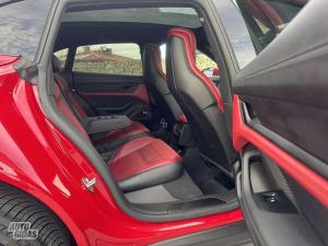 Red Porsche Taycan 2021 in Kaunas, with an engine capacity of 0.00 L and mileage of 56 thousand km for 58800 €, photo 17 on AUTOMOTO.COM.LV