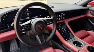 Sarkans Porsche Taycan 2022 Rīga, ar dzinēja tilpumu 0.00 L un nobraukumu 92 tūkst. km par 59000 €, foto 19 vietnē AUTOMOTO.COM.LV