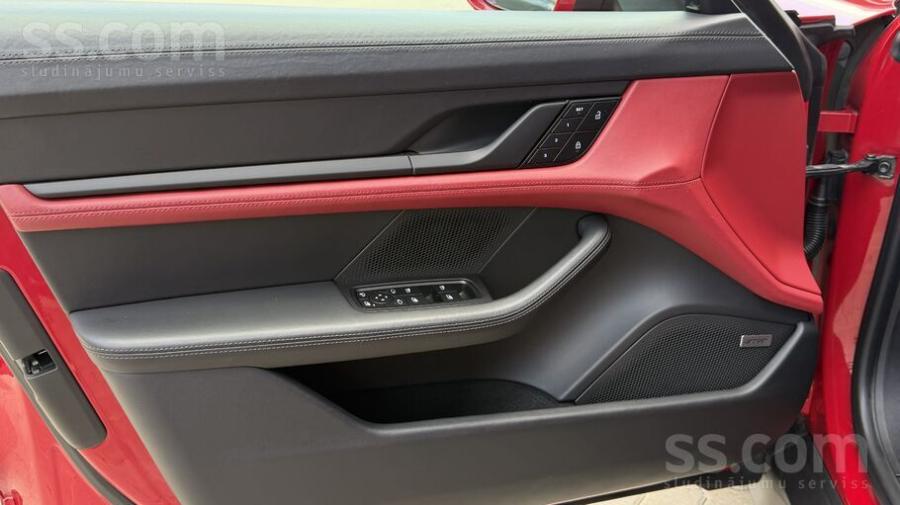 Sarkans Porsche Taycan 2022 Rīga, ar dzinēja tilpumu 0.00 L un nobraukumu 92 tūkst. km par 59000 €, foto 26 vietnē AUTOMOTO.COM.LV