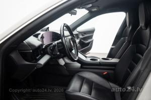Porsche Taycan 2021 Tallina, ar dzinēja tilpumu 0.00 L un nobraukumu 134 tūkst. km par 59999 €, foto 8 vietnē AUTOMOTO.COM.LV