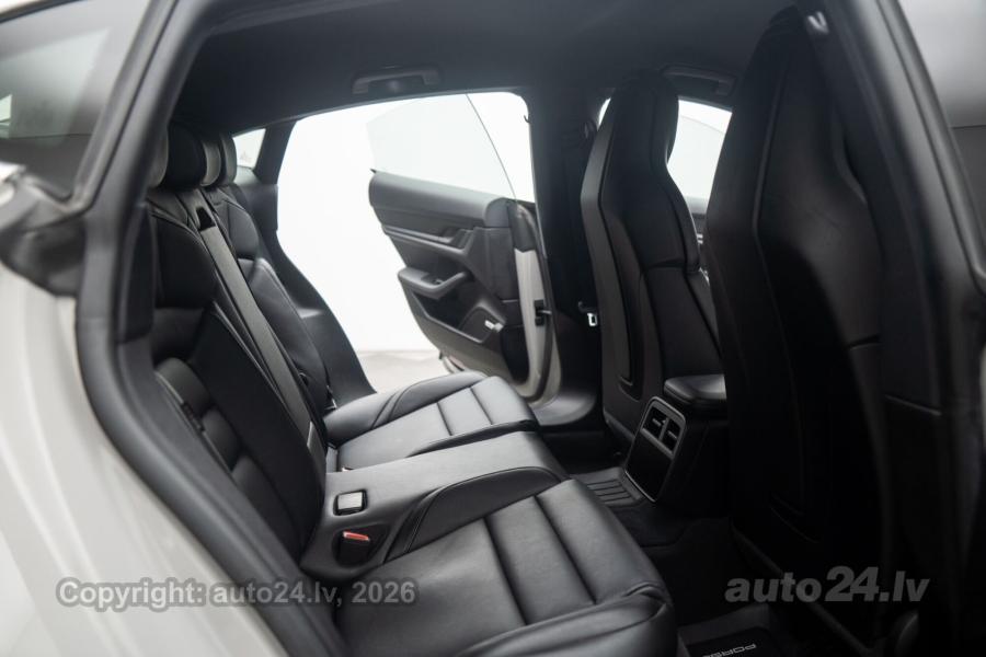 Porsche Taycan 2021 Tallina, ar dzinēja tilpumu 0.00 L un nobraukumu 134 tūkst. km par 59999 €, foto 10 vietnē AUTOMOTO.COM.LV