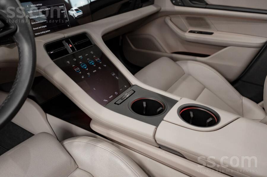 Porsche Taycan 2022 Rīga, ar dzinēja tilpumu 0.00 L un nobraukumu 36 tūkst. km par 55900 €, foto 21 vietnē AUTOMOTO.COM.LV
