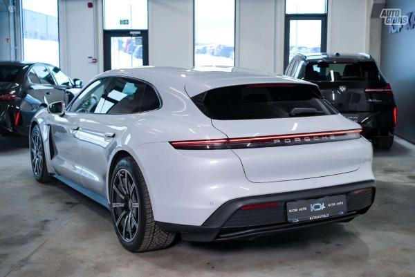 Porsche Taycan 2022 Marijampole, ar dzinēja tilpumu 0.00 L un nobraukumu 32 tūkst. km par 63950 €, foto 10 vietnē AUTOMOTO.COM.LV