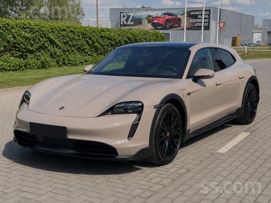 Porsche Taycan 2023 in Riga, with an engine capacity of 0.00 L and mileage of 28 thousand km for 69990 €, photo 4 on AUTOMOTO.COM.LV