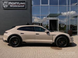 Porsche Taycan 2023 in Riga, with an engine capacity of 0.00 L and mileage of 28 thousand km for 69990 €, photo 5 on AUTOMOTO.COM.LV