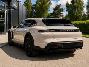 Porsche Taycan 2023 in Riga, with an engine capacity of 0.00 L and mileage of 28 thousand km for 69990 €, photo 8 on AUTOMOTO.COM.LV