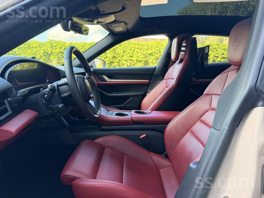 Porsche Taycan 2023 in Riga, with an engine capacity of 0.00 L and mileage of 28 thousand km for 69990 €, photo 12 on AUTOMOTO.COM.LV