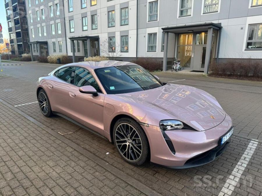 Violets Porsche Taycan 2022 Jūrmala, ar dzinēja tilpumu 0.00 L un nobraukumu 107 tūkst. km par 53580 €, foto 2 vietnē AUTOMOTO.COM.LV