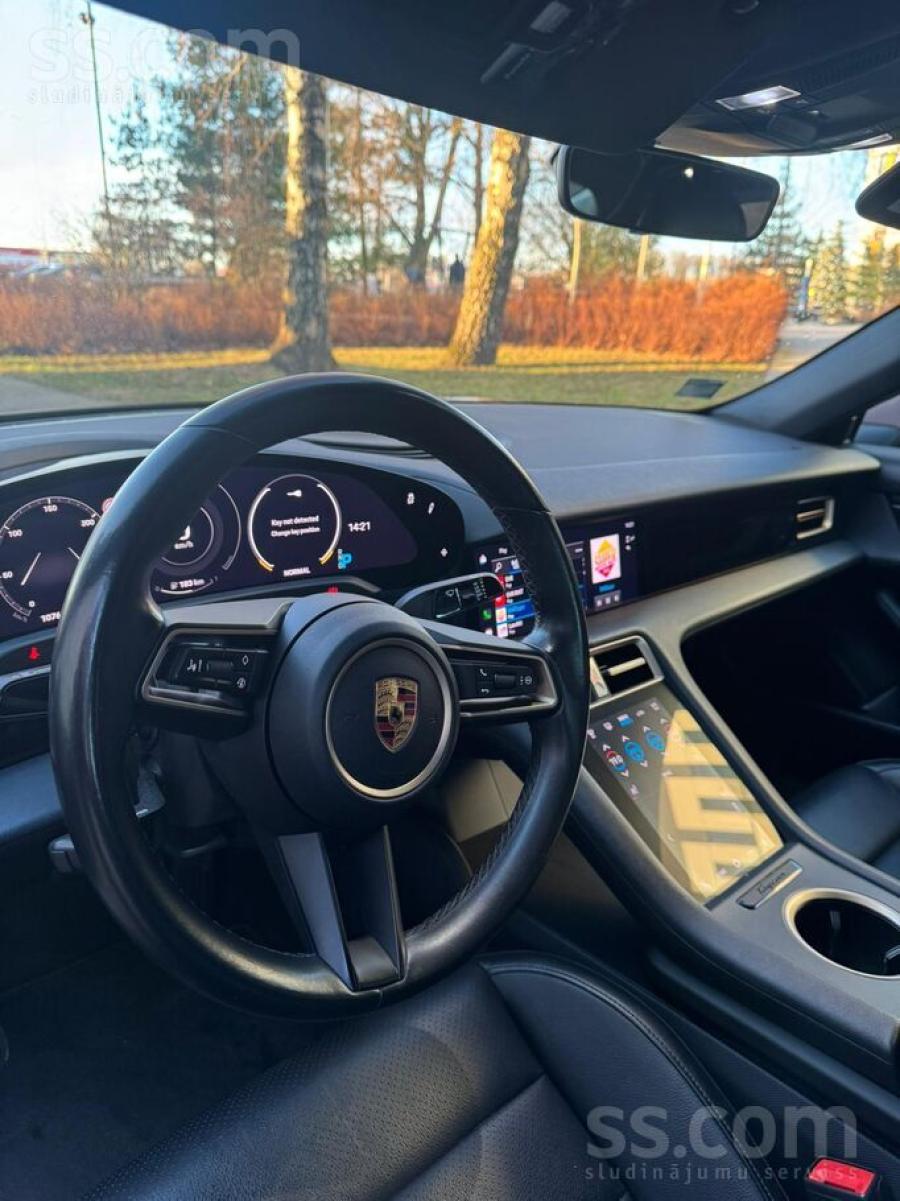 Violets Porsche Taycan 2022 Jūrmala, ar dzinēja tilpumu 0.00 L un nobraukumu 107 tūkst. km par 53580 €, foto 5 vietnē AUTOMOTO.COM.LV