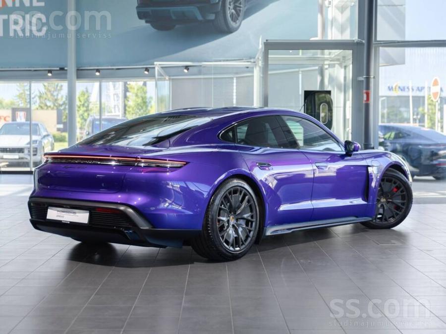 Violet Porsche Taycan 2025 in Riga, with an engine capacity of 0.00 L and mileage of 300 thousand km for 138900 €, photo 4 on AUTOMOTO.COM.LV