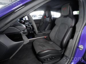 Violet Porsche Taycan 2025 in Riga, with an engine capacity of 0.00 L and mileage of 300 thousand km for 138900 €, photo 36 on AUTOMOTO.COM.LV