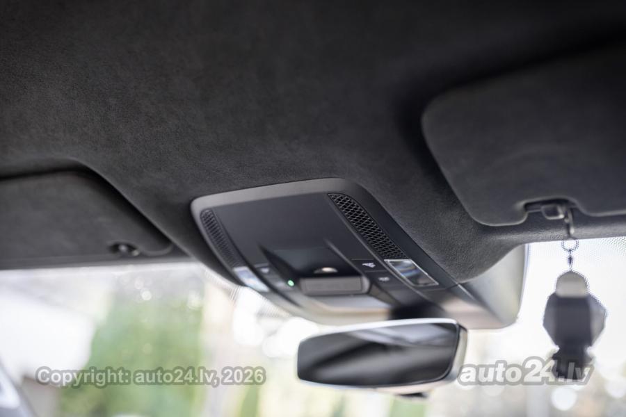 Balts Porsche Taycan 2020 Tallina, ar dzinēja tilpumu 0.00 L un nobraukumu 119 tūkst. km par 67900 €, foto 22 vietnē AUTOMOTO.COM.LV