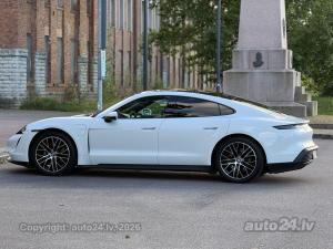 White Porsche Taycan 2021 in Tallinn, with an engine capacity of 0.00 L and mileage of 65 thousand km for 66666 €, photo 10 on AUTOMOTO.COM.LV