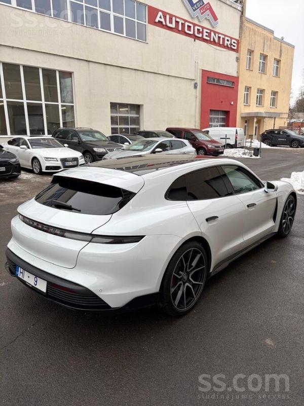 Balts Porsche Taycan 2023 Rīga, ar dzinēja tilpumu 0.00 L un nobraukumu 45 tūkst. km par 72900 €, foto 3 vietnē AUTOMOTO.COM.LV