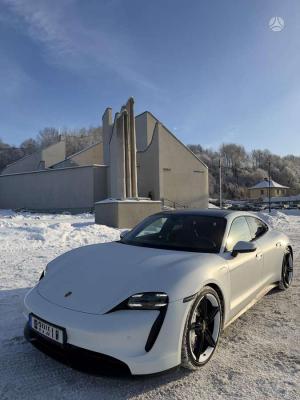 Balts Porsche Taycan 2020 Kauņa, ar dzinēja tilpumu 0.00 L un nobraukumu 86 tūkst. km par 58000 €, foto 3 vietnē AUTOMOTO.COM.LV